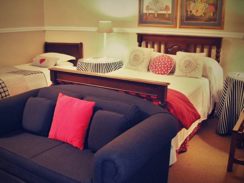 The Lighthouse Guesthouse - Hotels & Resorts - PartiesAndCelebrations